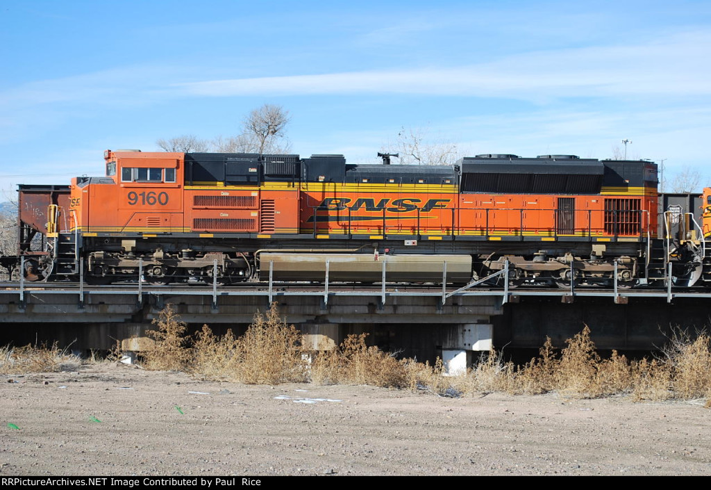 BNSF 9160